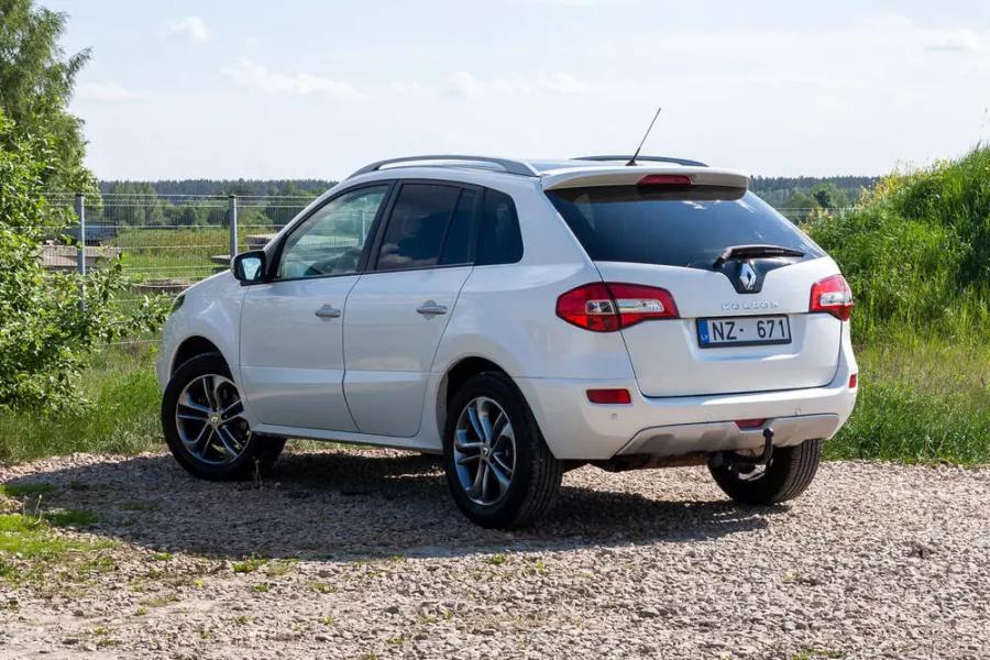 Balts Renault Koleos 2012 Rīga, ar dzinēja tilpumu 2.00 L un nobraukumu 265 tūkst. km par 6995 €, foto 3 vietnē AUTOMOTO.COM.LV