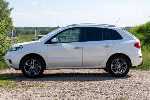 Balts Renault Koleos 2012 Rīga, ar dzinēja tilpumu 2.00 L un nobraukumu 265 tūkst. km par 6995 €, foto 10 vietnē AUTOMOTO.COM.LV