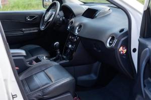 Balts Renault Koleos 2012 Rīga, ar dzinēja tilpumu 2.00 L un nobraukumu 265 tūkst. km par 6995 €, foto 13 vietnē AUTOMOTO.COM.LV
