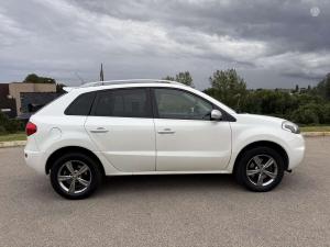 Balts Renault Koleos 2013 Tauragė, ar dzinēja tilpumu 2.00 L un nobraukumu 210 tūkst. km par 4700 €, foto 11 vietnē AUTOMOTO.COM.LV