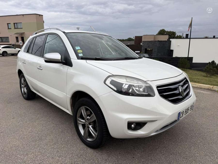 Balts Renault Koleos 2013 Tauragė, ar dzinēja tilpumu 2.00 L un nobraukumu 210 tūkst. km par 4700 €, foto 12 vietnē AUTOMOTO.COM.LV