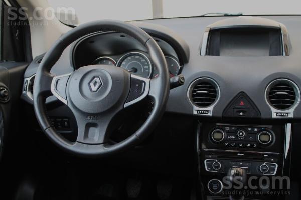 Balts Renault Koleos 2013 Ogre, ar dzinēja tilpumu 2.00 L un nobraukumu 252 tūkst. km par 5890 €, foto 10 vietnē AUTOMOTO.COM.LV