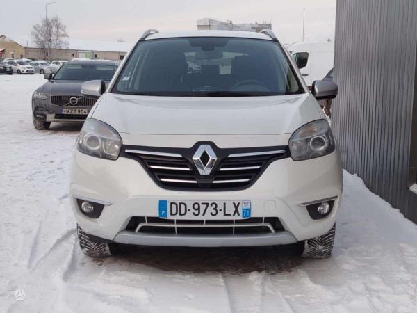White Renault Koleos 2014 in Taurage, with an engine capacity of 2.00 L and mileage of 206 thousand km for 5600 €, photo 2 on AUTOMOTO.COM.LV