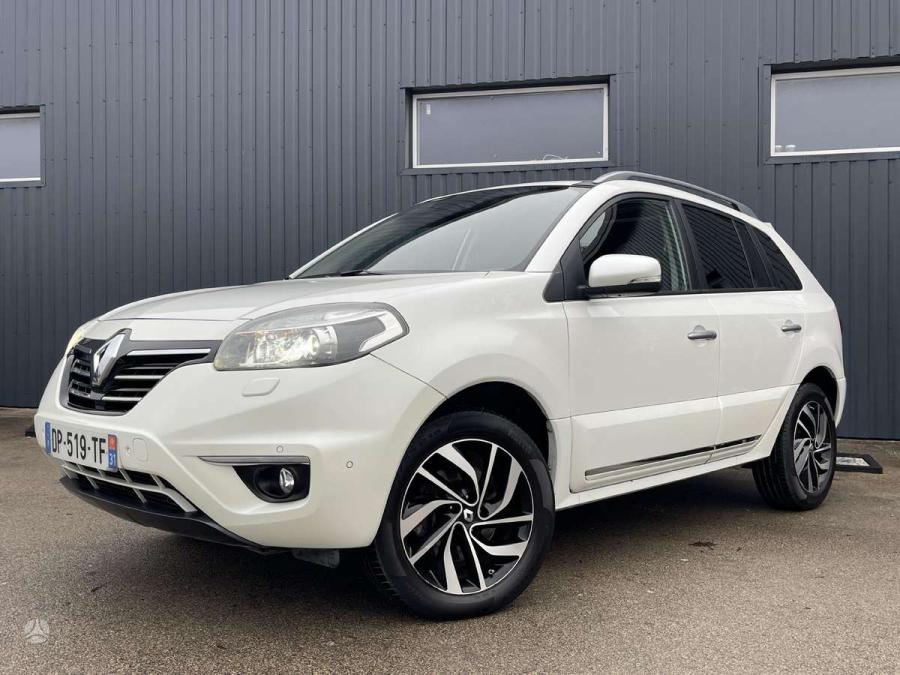 White Renault Koleos 2015 in Taurage, with an engine capacity of 2.00 L and mileage of 269 thousand km for 5800 €, photo 1 on AUTOMOTO.COM.LV