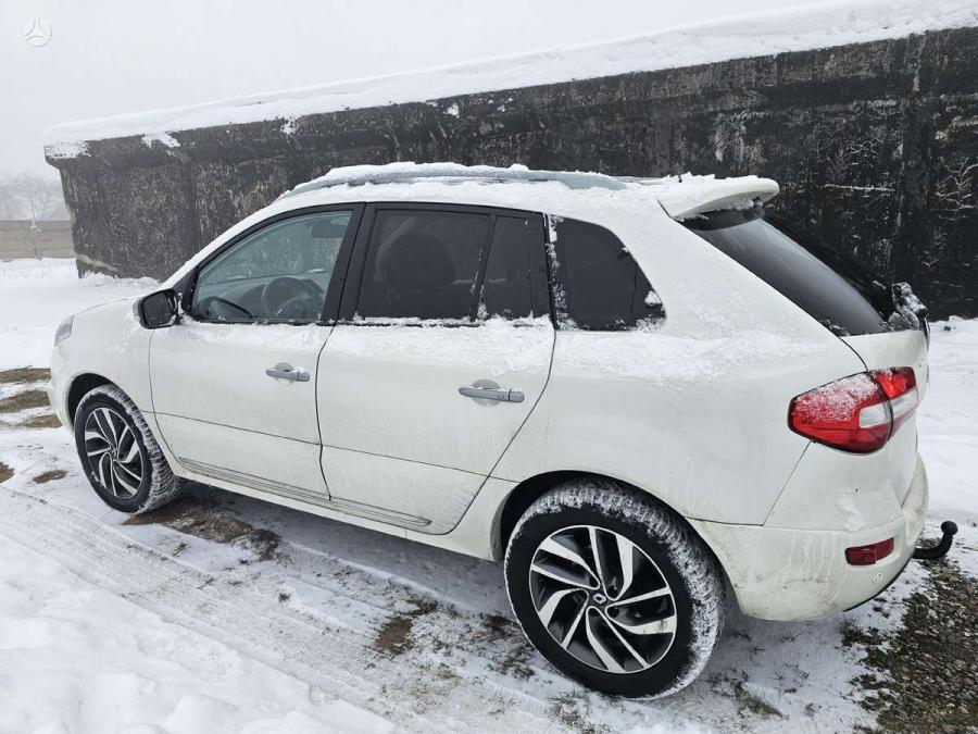 Balts Renault Koleos 2015 Tauragė, ar dzinēja tilpumu 2.00 L un nobraukumu 300 tūkst. km par 4900 €, foto 6 vietnē AUTOMOTO.COM.LV