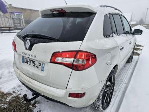 Balts Renault Koleos 2015 Tauragė, ar dzinēja tilpumu 2.00 L un nobraukumu 300 tūkst. km par 4900 €, foto 7 vietnē AUTOMOTO.COM.LV