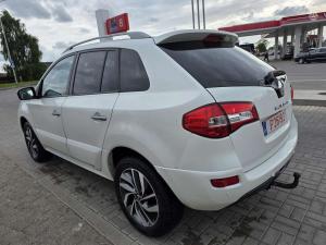 Balts Renault Koleos 2015 Tauragė, ar dzinēja tilpumu 2.00 L un nobraukumu 300 tūkst. km par 4800 €, foto 4 vietnē AUTOMOTO.COM.LV
