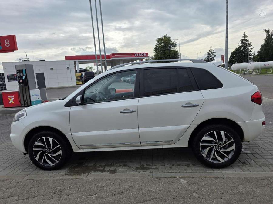 Balts Renault Koleos 2015 Tauragė, ar dzinēja tilpumu 2.00 L un nobraukumu 300 tūkst. km par 4800 €, foto 13 vietnē AUTOMOTO.COM.LV