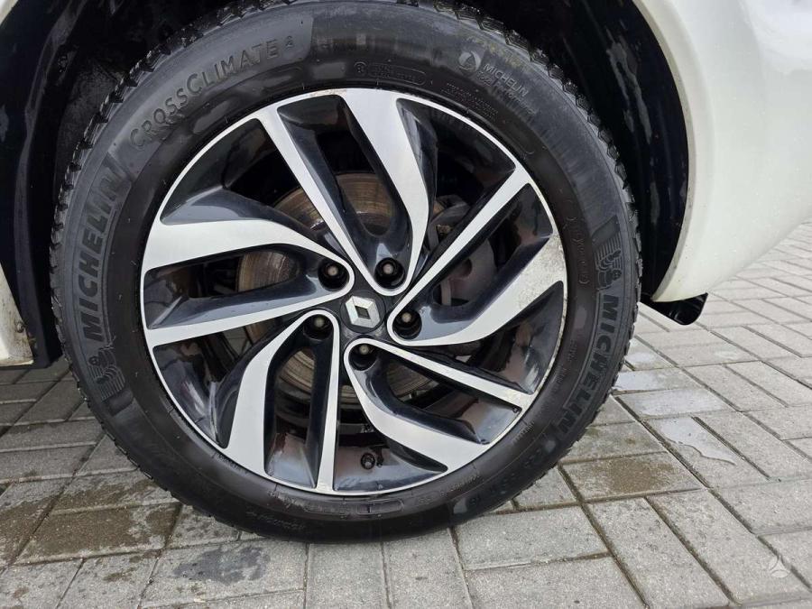 Balts Renault Koleos 2015 Tauragė, ar dzinēja tilpumu 2.00 L un nobraukumu 300 tūkst. km par 4800 €, foto 18 vietnē AUTOMOTO.COM.LV