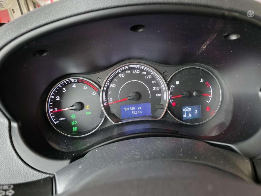 Balts Renault Koleos 2015 Tauragė, ar dzinēja tilpumu 2.00 L un nobraukumu 300 tūkst. km par 4800 €, foto 30 vietnē AUTOMOTO.COM.LV