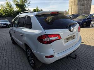 Balts Renault Koleos 2015 Tauragė, ar dzinēja tilpumu 2.00 L un nobraukumu 250 tūkst. km par 4900 €, foto 3 vietnē AUTOMOTO.COM.LV