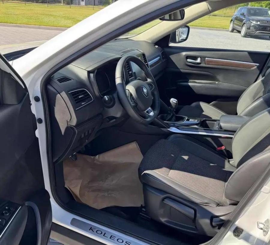 Balts Renault Koleos 2017 Telšiai, ar dzinēja tilpumu 1.60 L un nobraukumu 231 tūkst. km par 11290 €, foto 12 vietnē AUTOMOTO.COM.LV