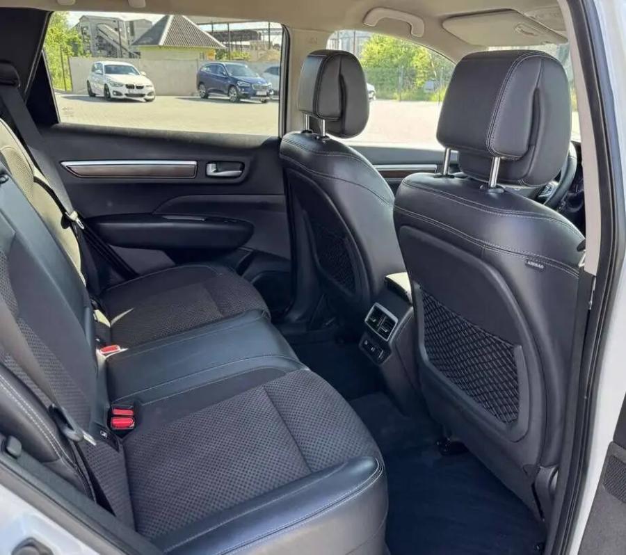 Balts Renault Koleos 2017 Telšiai, ar dzinēja tilpumu 1.60 L un nobraukumu 231 tūkst. km par 11290 €, foto 16 vietnē AUTOMOTO.COM.LV