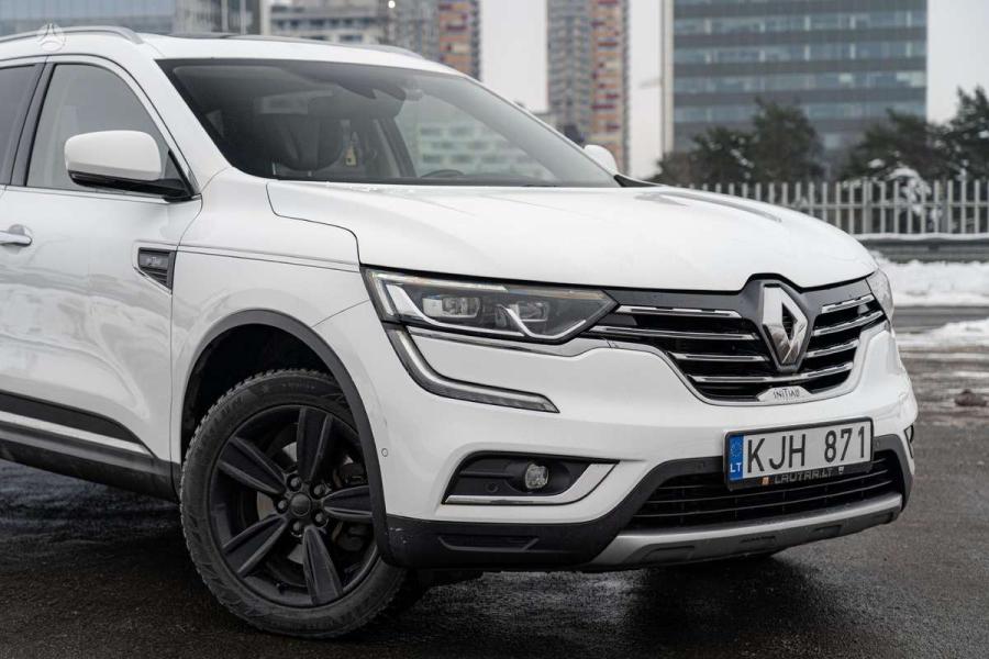 White Renault Koleos 2018 in Vilnius, with an engine capacity of 2.00 L and mileage of 158 thousand km for 17999 €, photo 5 on AUTOMOTO.COM.LV