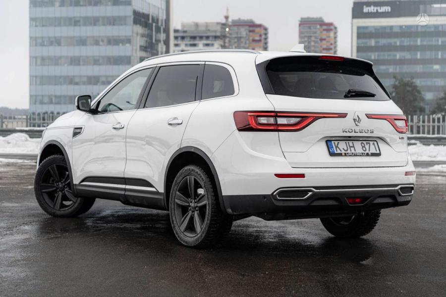 White Renault Koleos 2018 in Vilnius, with an engine capacity of 2.00 L and mileage of 158 thousand km for 17999 €, photo 10 on AUTOMOTO.COM.LV
