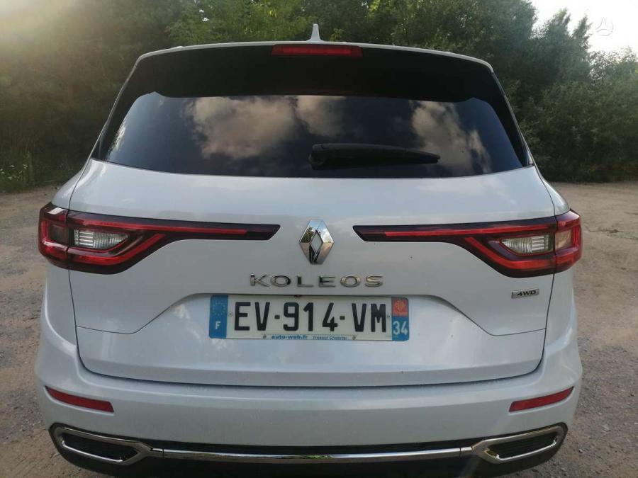 White Renault Koleos 2018 in Utena, with an engine capacity of 2.00 L and mileage of 338 thousand km for 8900 €, photo 10 on AUTOMOTO.COM.LV