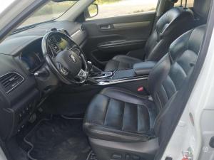White Renault Koleos 2018 in Utena, with an engine capacity of 2.00 L and mileage of 338 thousand km for 8900 €, photo 13 on AUTOMOTO.COM.LV
