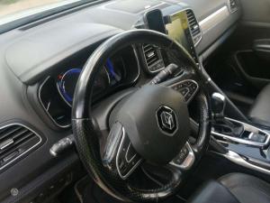 White Renault Koleos 2018 in Utena, with an engine capacity of 2.00 L and mileage of 338 thousand km for 8900 €, photo 18 on AUTOMOTO.COM.LV