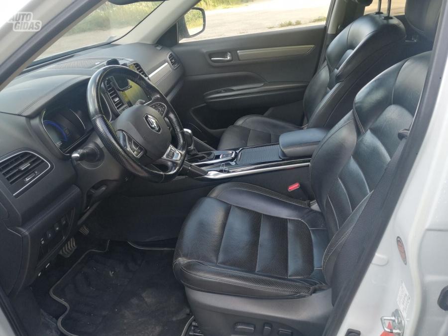 White Renault Koleos 2018 in Utena, with an engine capacity of 2.00 L and mileage of 338 thousand km for 8700 €, photo 12 on AUTOMOTO.COM.LV