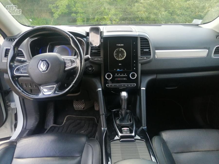 White Renault Koleos 2018 in Utena, with an engine capacity of 2.00 L and mileage of 338 thousand km for 8700 €, photo 14 on AUTOMOTO.COM.LV