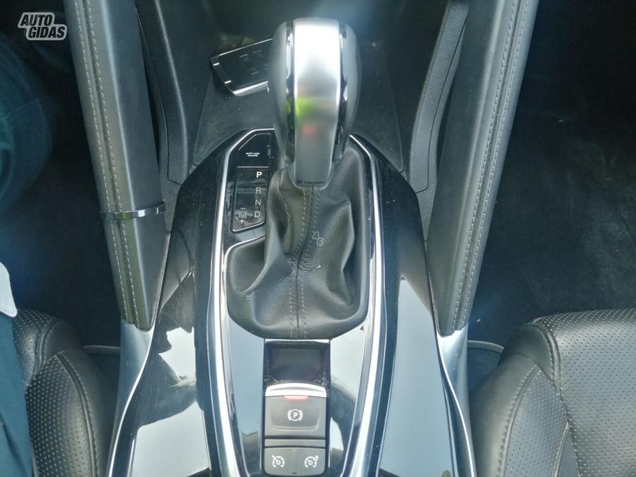 White Renault Koleos 2018 in Utena, with an engine capacity of 2.00 L and mileage of 338 thousand km for 8700 €, photo 21 on AUTOMOTO.COM.LV