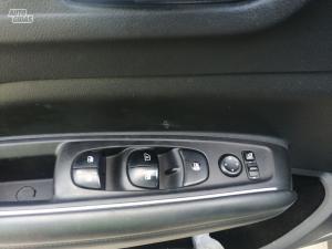 White Renault Koleos 2018 in Utena, with an engine capacity of 2.00 L and mileage of 338 thousand km for 8700 €, photo 29 on AUTOMOTO.COM.LV