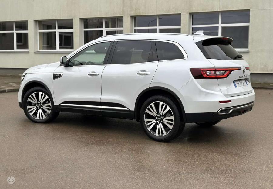 White Renault Koleos 2019 in Kaunas, with an engine capacity of 2.00 L and mileage of 215 thousand km for 13950 €, photo 8 on AUTOMOTO.COM.LV