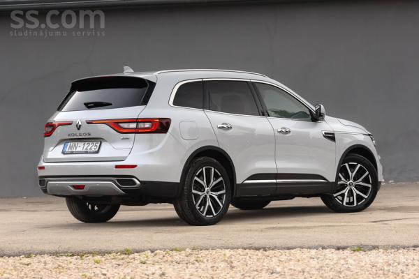 Рено Колеос 2020 в Елгава на AUTOMOTO.COM.LV Белый Рено Колеос 2020 в Елгава, объемом двигателя 2.00 л и пробегом 220 тыс. км за 12000 €, фото 6 на AUTOMOTO.COM.LV