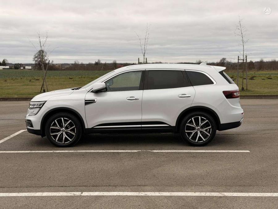 White Renault Koleos 2021 in Siauliai, with an engine capacity of 1.30 L and mileage of 105 thousand km for 16800 €, photo 4 on AUTOMOTO.COM.LV