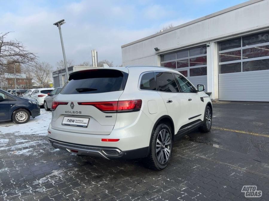 White Renault Koleos 2021 in Kaunas, with an engine capacity of 2.00 L and mileage of 46 thousand km for 27952 €, photo 5 on AUTOMOTO.COM.LV