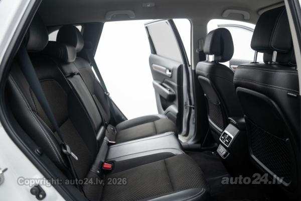Renault Koleos 2019 in Tallinn on AUTOMOTO.COM.LV White Renault Koleos 2019 in Tallinn, with an engine capacity of 2.00 L and mileage of 104 thousand km for 13999 €, photo 11 on AUTOMOTO.COM.LV