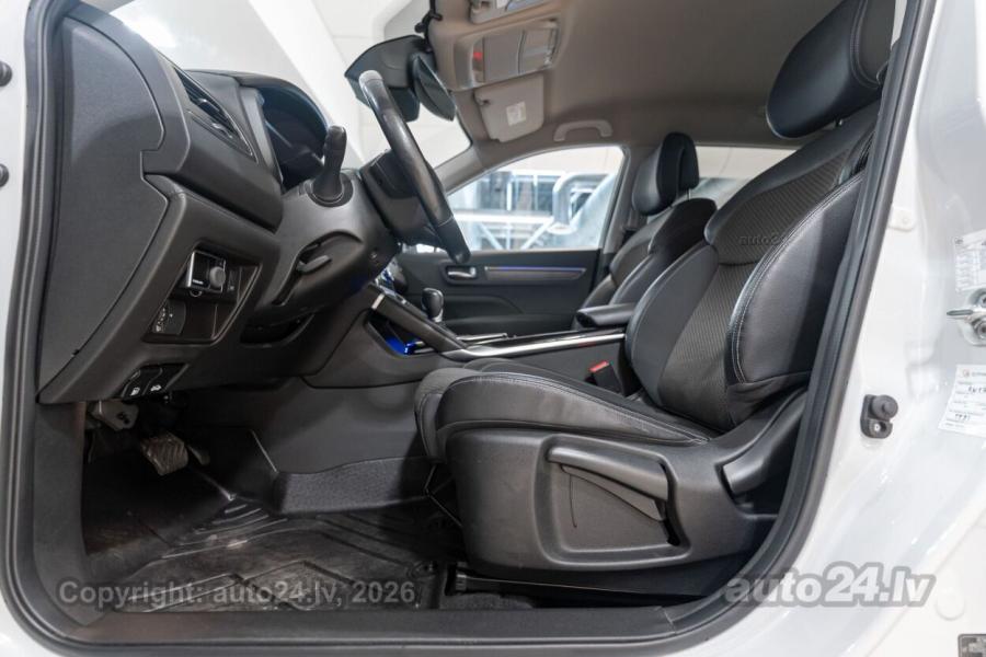 Balts Renault Koleos 2020 Tallina, ar dzinēja tilpumu 1.70 L un nobraukumu 67 tūkst. km par 21990 €, foto 6 vietnē AUTOMOTO.COM.LV