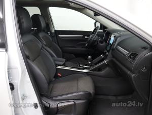 White Renault Koleos 2023 in Tallinn, with an engine capacity of 1.30 L and mileage of 48 thousand km for 22900 €, photo 12 on AUTOMOTO.COM.LV