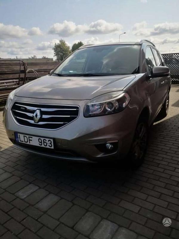 Yellow Renault Koleos 2012 in Plunge, with an engine capacity of 2.00 L and mileage of 300 thousand km for 5800 €, photo 1 on AUTOMOTO.COM.LV