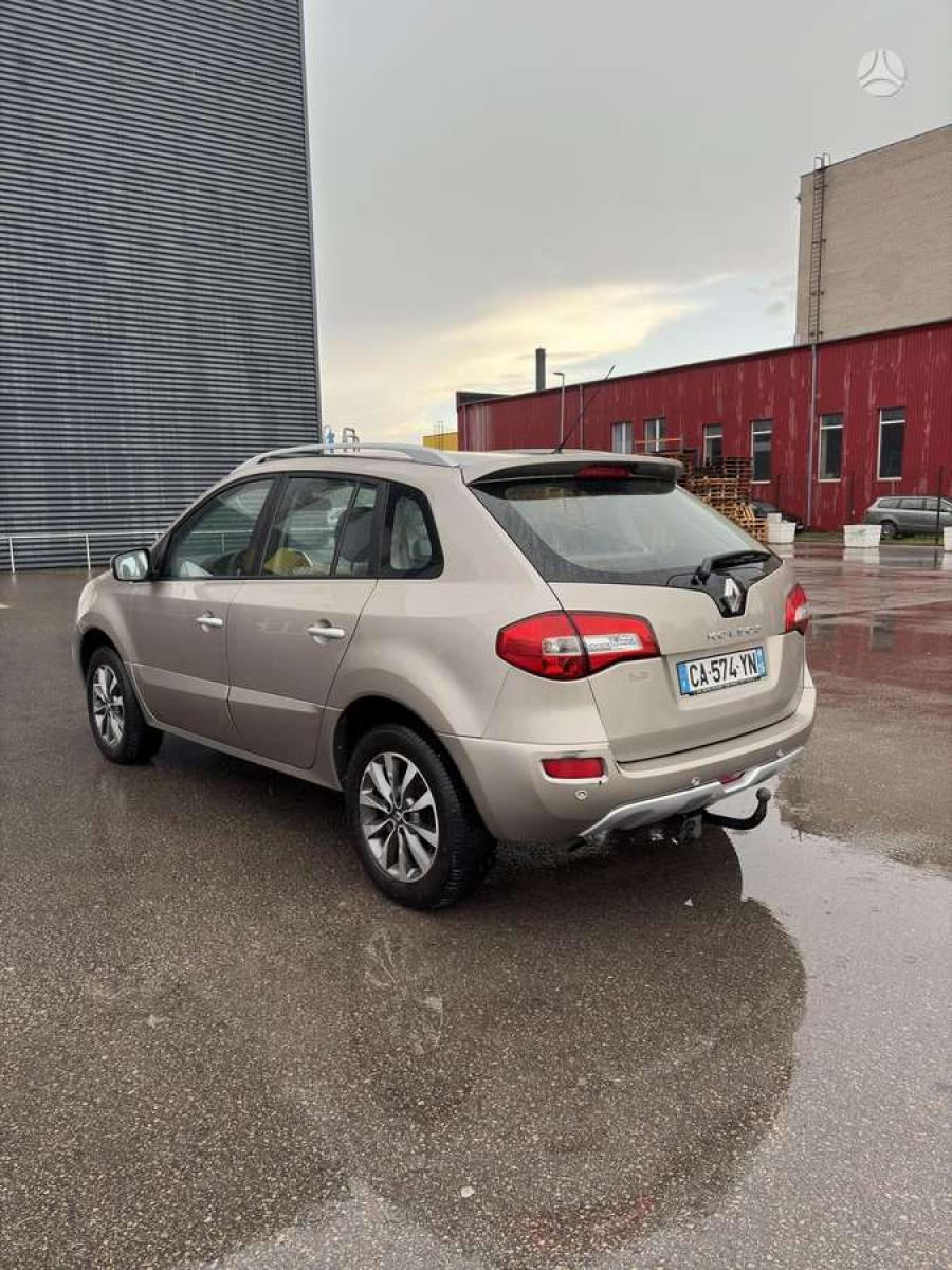 Yellow Renault Koleos 2012 in Taurage, with an engine capacity of 2.00 L and mileage of 201 thousand km for 4000 €, photo 6 on AUTOMOTO.COM.LV