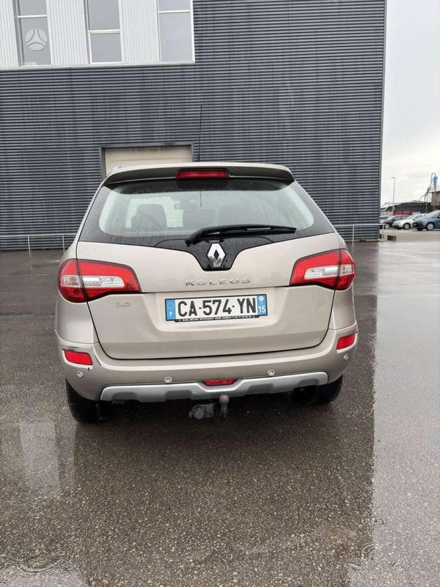 Yellow Renault Koleos 2012 in Taurage, with an engine capacity of 2.00 L and mileage of 201 thousand km for 4000 €, photo 7 on AUTOMOTO.COM.LV