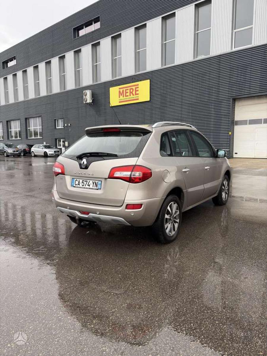 Yellow Renault Koleos 2012 in Taurage, with an engine capacity of 2.00 L and mileage of 201 thousand km for 4000 €, photo 8 on AUTOMOTO.COM.LV