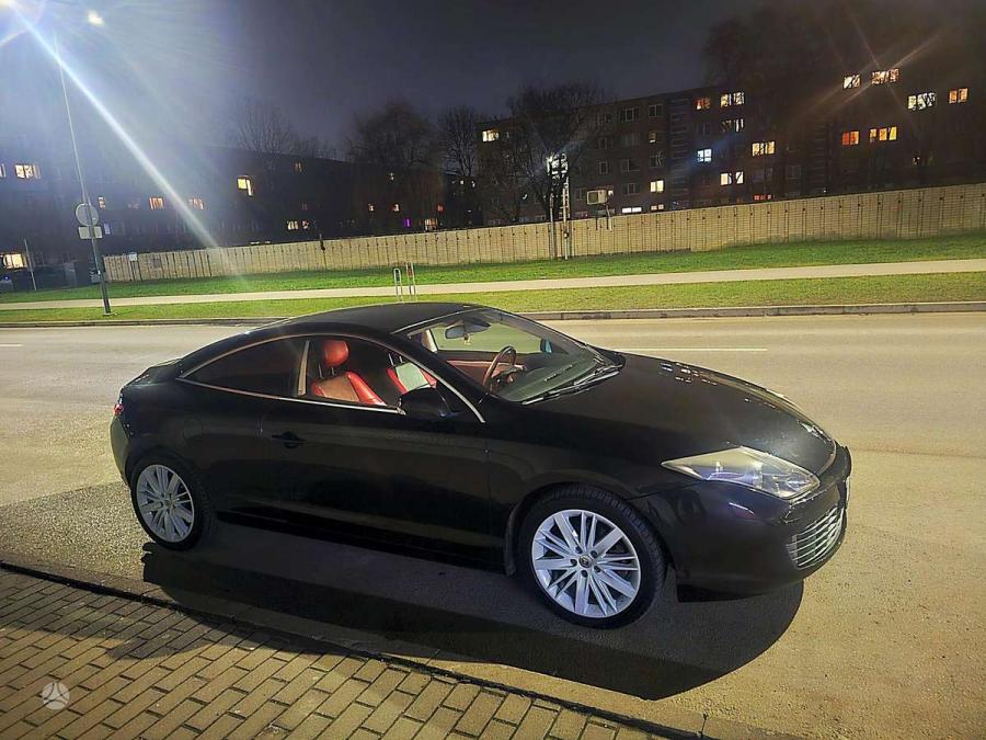 Melns Renault Laguna 2009 Kauņa, ar dzinēja tilpumu 2.00 L un nobraukumu 228 tūkst. km par 4499 €, foto 3 vietnē AUTOMOTO.COM.LV