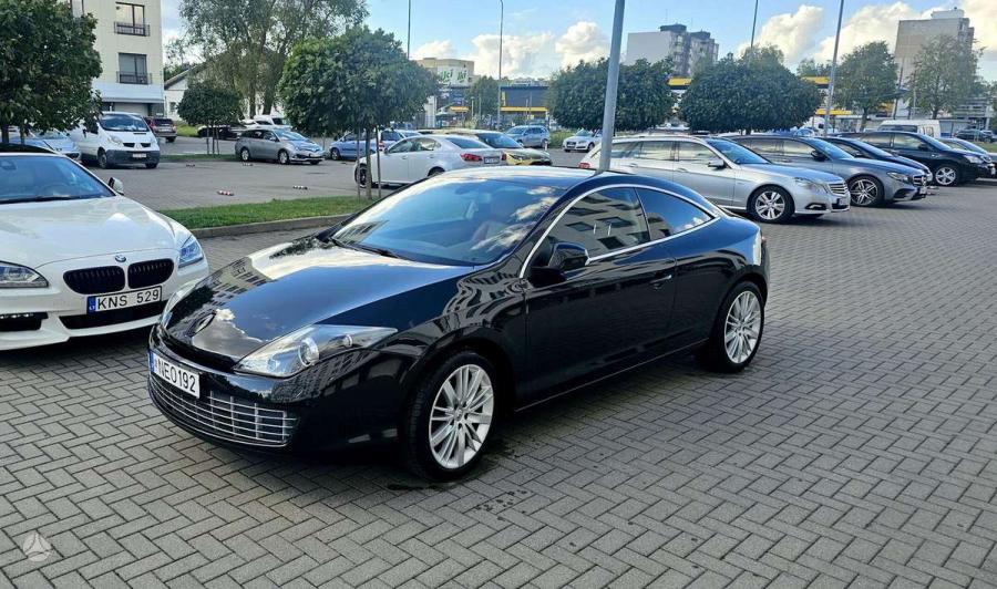 Melns Renault Laguna 2009 Kauņa, ar dzinēja tilpumu 2.00 L un nobraukumu 228 tūkst. km par 4499 €, foto 6 vietnē AUTOMOTO.COM.LV