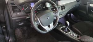 Black Renault Laguna 2009 in Siauliai, with an engine capacity of 2.00 L and mileage of 300 thousand km for 2450 €, photo 16 on AUTOMOTO.COM.LV