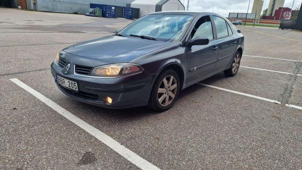 Melns Renault Laguna 2005 Kauņa, ar dzinēja tilpumu 1.87 L un nobraukumu 208 tūkst. km par 650 €, foto 1 vietnē AUTOMOTO.COM.LV