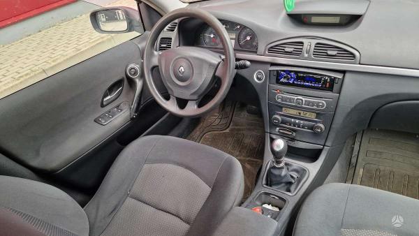 Melns Renault Laguna 2005 Kauņa, ar dzinēja tilpumu 1.87 L un nobraukumu 208 tūkst. km par 650 €, foto 6 vietnē AUTOMOTO.COM.LV