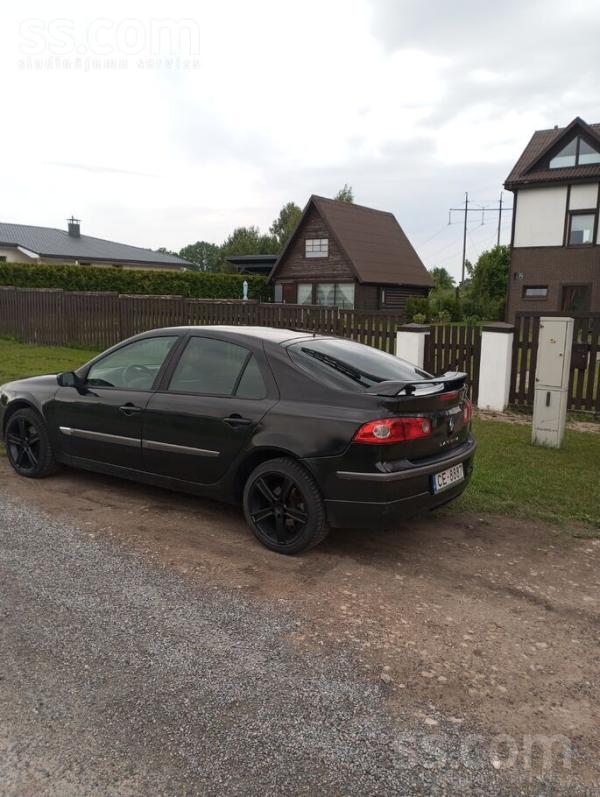 Melns Renault Laguna 2007 Rīga, ar dzinēja tilpumu 2.00 L un nobraukumu 237 tūkst. km par 950 €, foto 2 vietnē AUTOMOTO.COM.LV