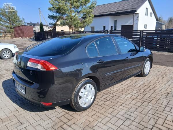 Black Renault Laguna 2007 in Kaunas, with an engine capacity of 2.00 L and mileage of 208 thousand km for 3050 €, photo 4 on AUTOMOTO.COM.LV