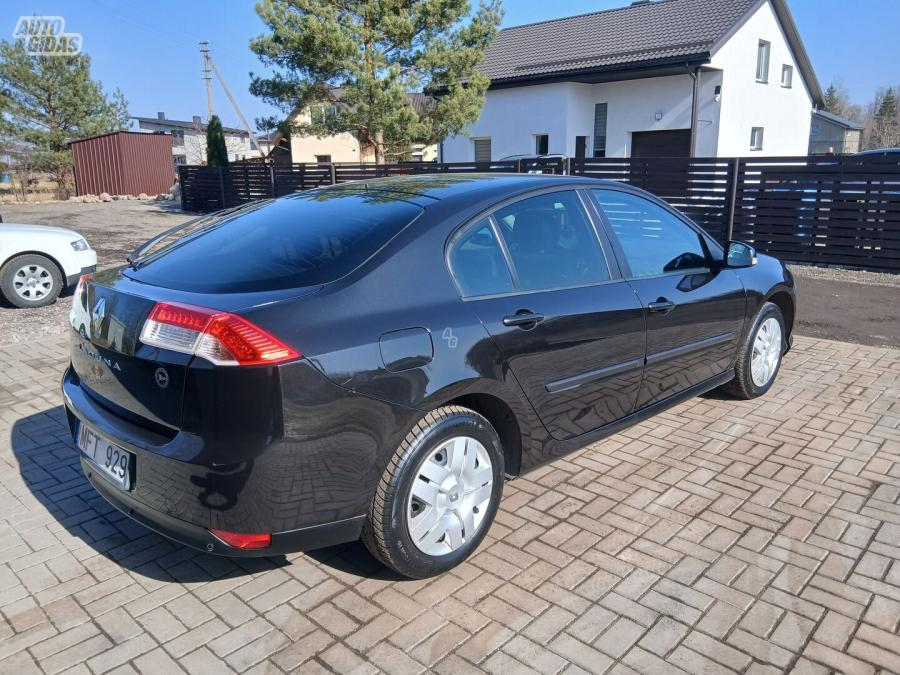 Black Renault Laguna 2007 in Kaunas, with an engine capacity of 2.00 L and mileage of 208 thousand km for 2950 €, photo 4 on AUTOMOTO.COM.LV