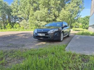 Black Renault Laguna 2007 in Kraslava, with an engine capacity of 2.00 L and mileage of 263 thousand km for 1500 €, photo 3 on AUTOMOTO.COM.LV
