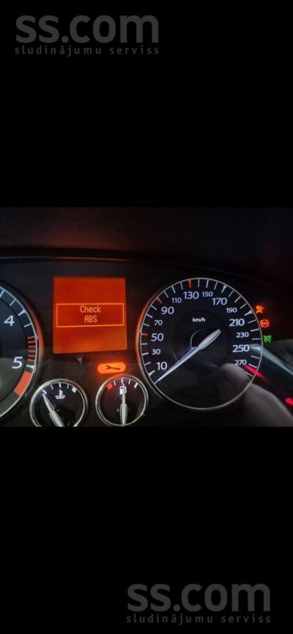 Melns Renault Laguna 2007 Krāslava, ar dzinēja tilpumu 2.00 L un nobraukumu 263 tūkst. km par 1200 €, foto 6 vietnē AUTOMOTO.COM.LV