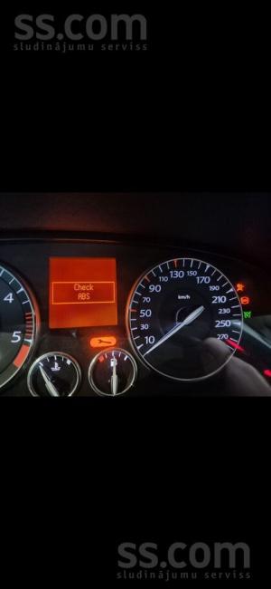 Black Renault Laguna 2007 in Kraslava, with an engine capacity of 2.00 L and mileage of 263 thousand km for 1500 €, photo 7 on AUTOMOTO.COM.LV