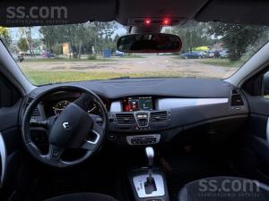 Black Renault Laguna 2007 in Riga, with an engine capacity of 2.00 L and mileage of 263 thousand km for 2000 €, photo 9 on AUTOMOTO.COM.LV