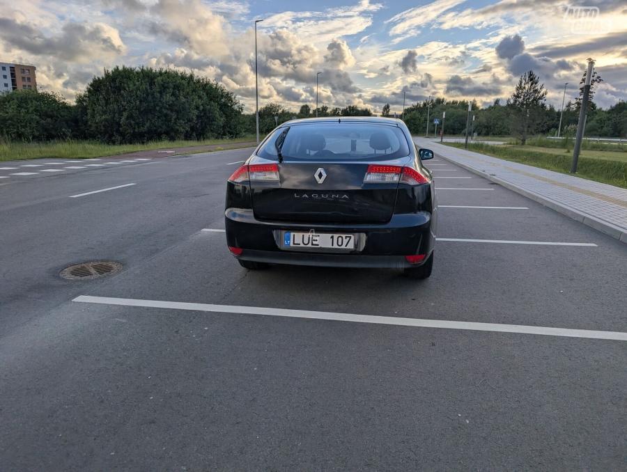 Black Renault Laguna 2007 in Klaipeda, with an engine capacity of 2.00 L and mileage of 307 thousand km for 1100 €, photo 6 on AUTOMOTO.COM.LV